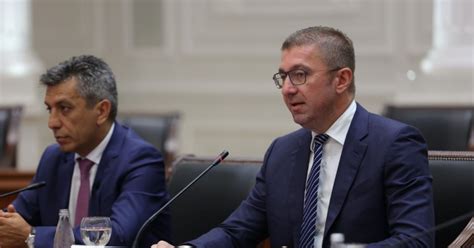 Мицкоски за најавата на Меџити Додека сум премиер нема вработувања по етнички и партиски клуч