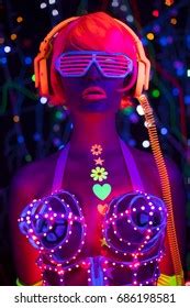 249 imágenes de Techno babes Imágenes fotos y vectores de stock Shutterstock