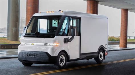 General Motors Killing Off Brightdrop Electric Delivery Van Driving