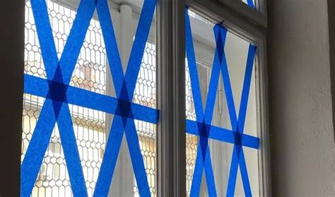 Як позбавитись скотчу на склі кілька дієвих порад Читайте на Ukr Net