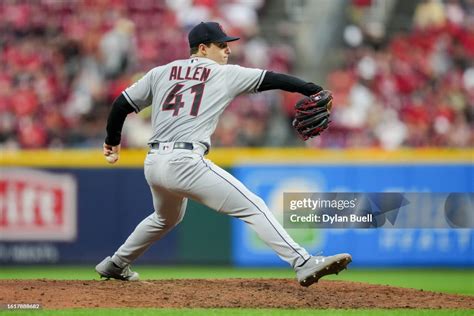Logan Allen Of The Cleveland Guardians Pitches In The Fifth Inning Fotografía De Noticias