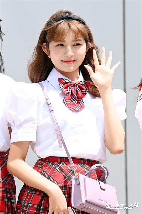 220818 Ive Rei Knowing Bros Commute Kpopping