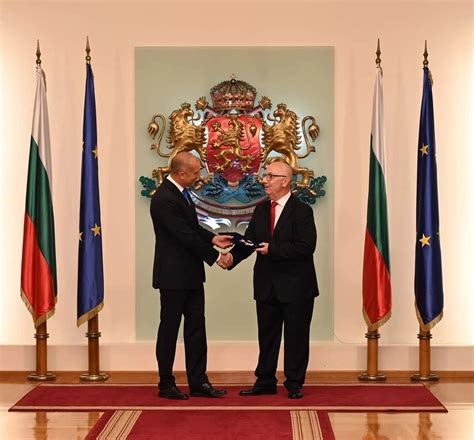 University Of National And World Economy On Linkedin 👏Президентът Румен Радев удостои проф д р