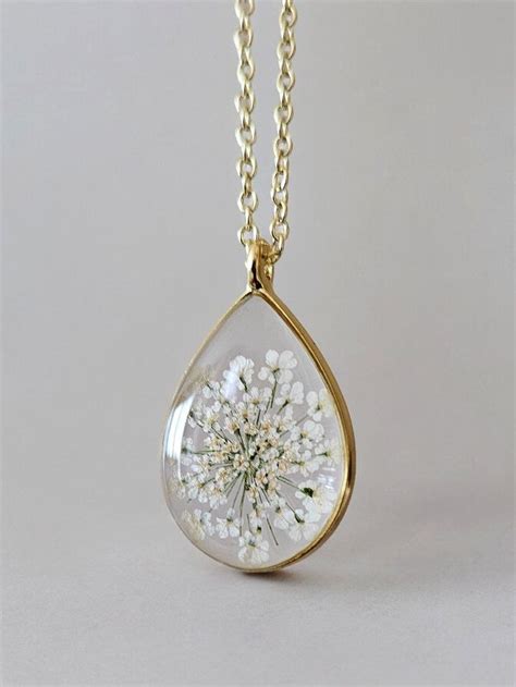 10 Stunning Resin Jewelry Ideas To Elevate Your Style Sky
