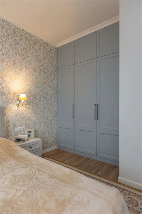 Встроенный шкаф до потолка Шкаф в спальне Встроенный шкаф Шкаф