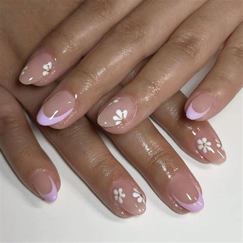 The Coolest Spring Nail Art To Try This Season Rounded Acrylic Nails