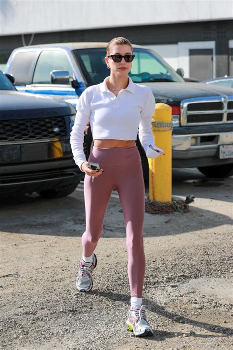 Hailey Bieber Cameltoe In Tight Leggings Photos The Fappening