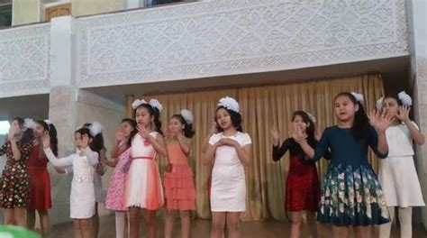 8 марта Песня Мама Мама будь всегда со мною рядом детский ансамбль Смотреть онлайн в