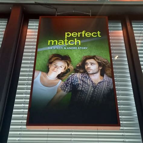 Gesten Abend Premiere von perfectmatch in München mit lenaklenke inka friedrich und bianca