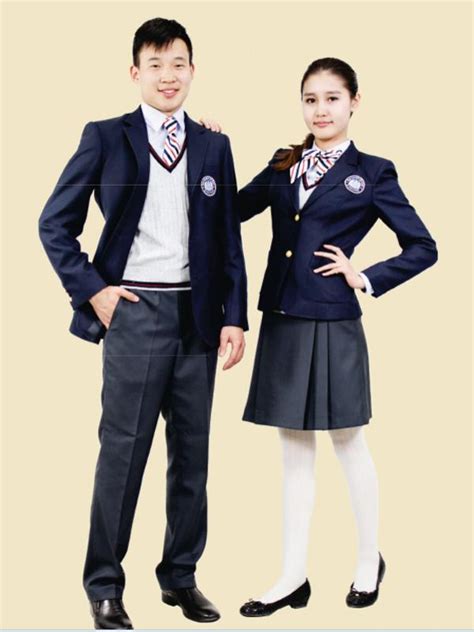 Сурагчийн дүрэмт хувцас сурах бичгийг танилцуулна