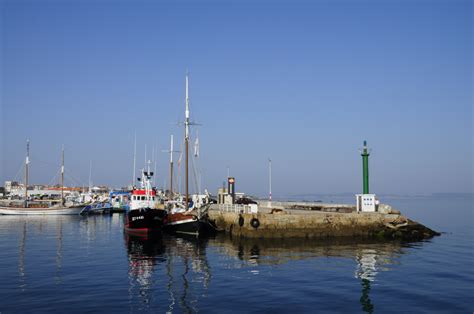 무료 이미지 바다 연안 물 대양 독 보트 배 반사 차량 탑 돛대 만 항구 선착장 포트 스페인