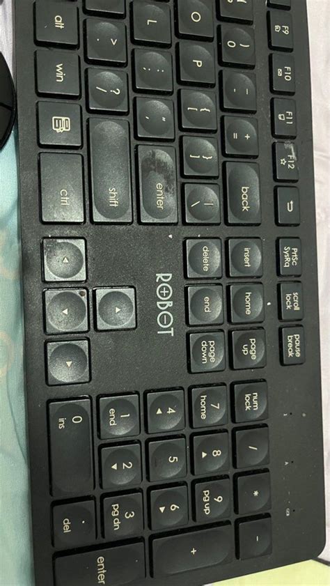 Keyboard Dan 2 Mouse Merek Robot Elektronik Komputer Laptop Di Carousell