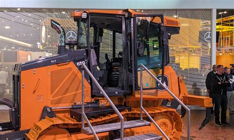 Embedded Editor Report Ces Hits The Road And Drives Excitement