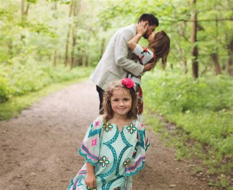 ‘i Finally Get A Daddy Step Dad Proposes To Girlfriend And Daughter