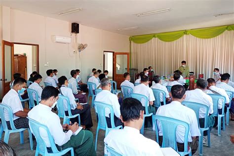 အသက် ၁၂ ပြည့်ပြီး ကျောင်းသား ကျောင်းသူများအား ကိုဗစ် ၁၉ ရောဂါကာကွယ် ဆေးထိုးနှံနိုင်ရေး လုပ်ငန်း