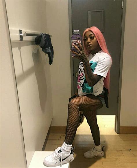 Píntєrєѕt íg Níѕѕαdαdσn 🌈 Follow Me For More Live Pins 💕 Fashion Looks Fashion Fashion Inspo