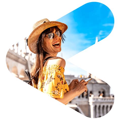 Snowflake Batch And Real Time Data Pipelines