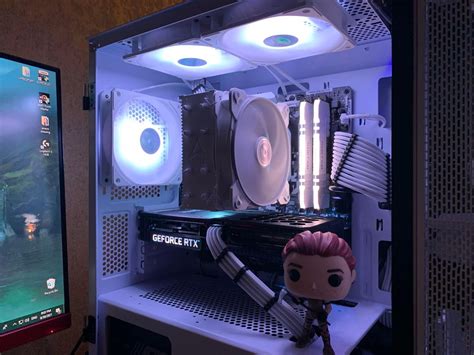 Techhouse Geo ჯგუფი იყიდება მეჩქარება Facebook