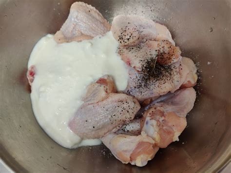 Курячі крильця в медово соєвому маринаді