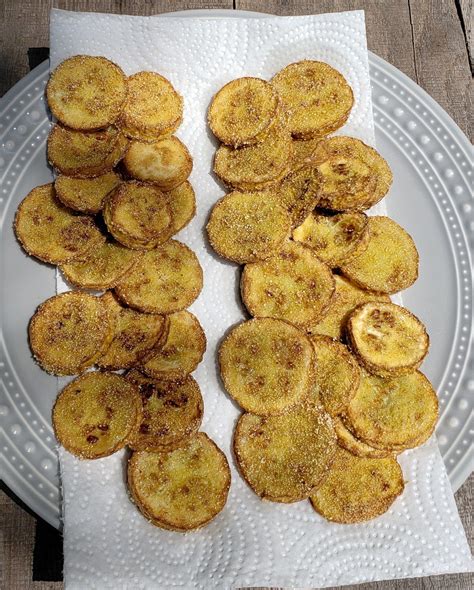 Fried Yellow Squash Comparing Coating Cornmeal And Cornmealflour Side