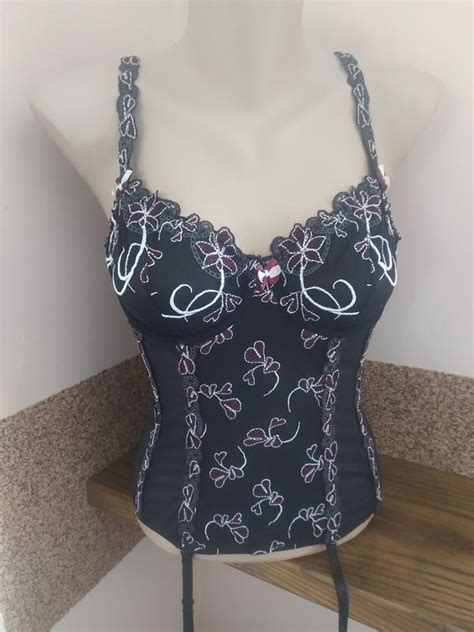 Сексуальний корсет із підтяжками — ціна 75 грн у каталозі Корсети Купити жіночі речі за