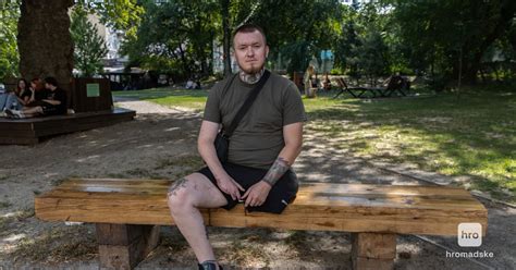 «Мне хотелось умереть Сидел и думал “Какого х ра я выжил” Без ноги и пальцев на руке но с