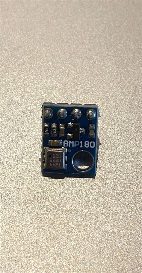 Embedded System Project 4 Pada Mata Kuliah Ii2260 Sistem Embedded