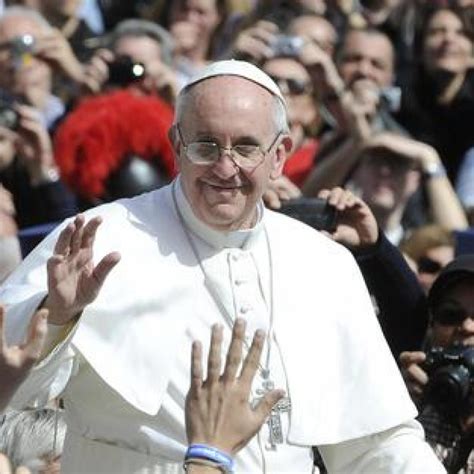 Il Papa Incontra Papà Africa Langelo Degli Invisibili Della Piana Di Gioia Tauro