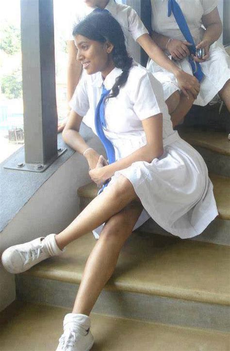 Sri Lankan School Girls Sri Lankan Desi Indian Girls