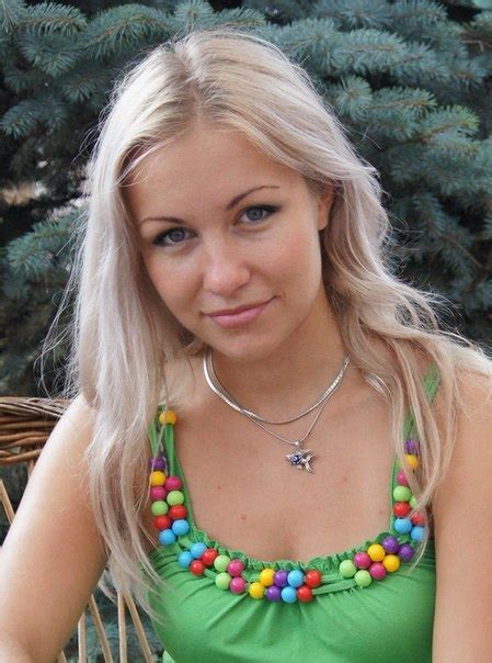 Russian Beautiful Girls Pic Russian Cute College Girl Photo Canadian
