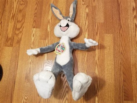 Warner Bros Looney Tunes Bugs Bunny Mighty Star 91 Vintage Plush