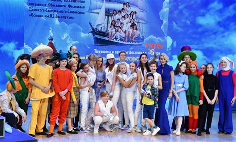 Квадрат Театр Студия Умейте любить искусство в себе а не себя в искусстве🎭 Учитесь на том