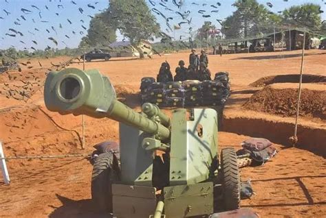 ပဒါန်း ဆုံကုန်းအမြောက်တပ်နှင့် နှစ်မိုင်အကွာတွင် စစ်ကောင်စီ လုံခြုံရေးတိုးမြှင့်ချနေ