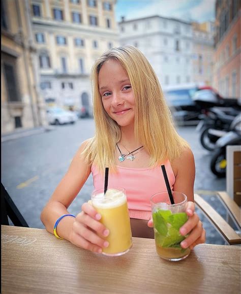 Valeria Popov Negurenko