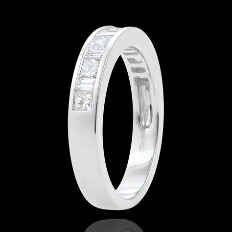 Fede Classica Mezzo Pavé Oro Bianco 18k 13 Diamanti Princess Legame
