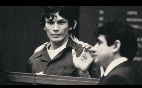 Acosador Nocturno De Netflix Historia Del Asesino Richard Ramírez Fama