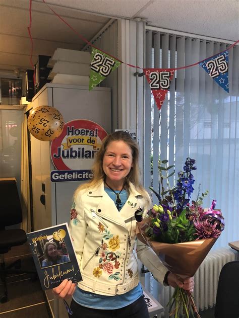 Prins Maasdijk Bianca Van Leeuwen Is 25 Jaar In Dienst