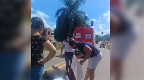 Motorista De Caminhonete Foge Após Acidente Com Moto Na Br 482 Em