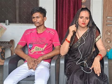 Seema Haider Sachin Case Pakistani Seema Haider Interrogation Update सीमा से 18 घंटे पूछताछ