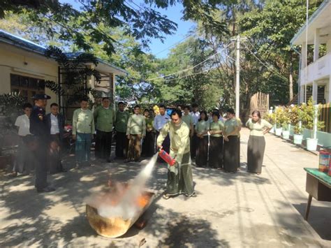 ဘိုကလေးမြို့နယ် အထွေထွေအုပ်ချုပ်ရေးဦးစီးဌာနတွင် မီးသတ်ဆေးဘူးဖြင့် မီးင