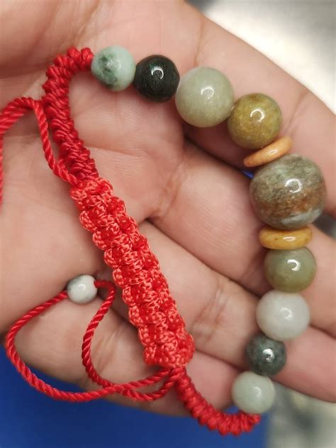 170 กำไลหิน ที่พักสงฆ์ธรรมอุทยาน หลวงปู่มหาศิลา สิริจันโท จ กาฬสินทร์ ใส่ข้อมือเป็นสิริ