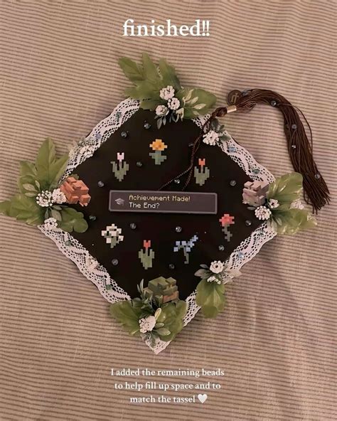 Best 13 Graduation Cap Inspo 2025 Hello Kitty Artofit