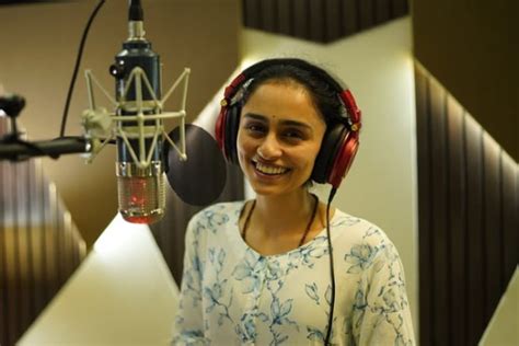 காதலருடன் ரொமான்ஸ் 27 வயது சூப்பர் சிங்கர் பிரகதி வெளியிட்ட புகைப்படம்