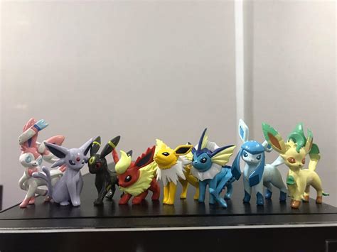 Pokemon Eevee Evolution Eeveelution Tomy Figure Hobbies And Toys Toys