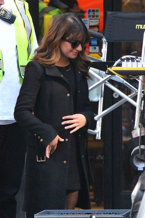 Lea Michele On The Set Of Glee Hawtcelebs