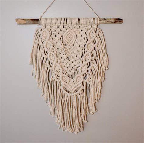 The Knotty Girl