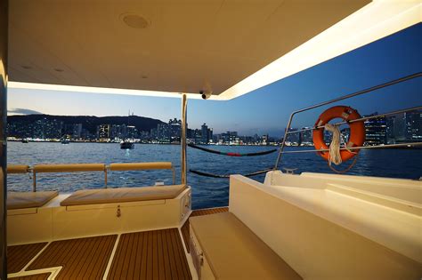 부산 여행 필수코스 광안리 요트투어로 야경 감상하자 예약 가격 — 라르테즈