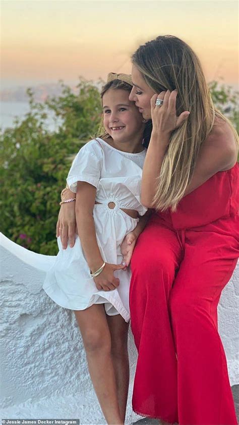 Jessie James Decker Shows Off Her Body In Bathing Suit In Greece Tan Swimsuit Bathing Suits