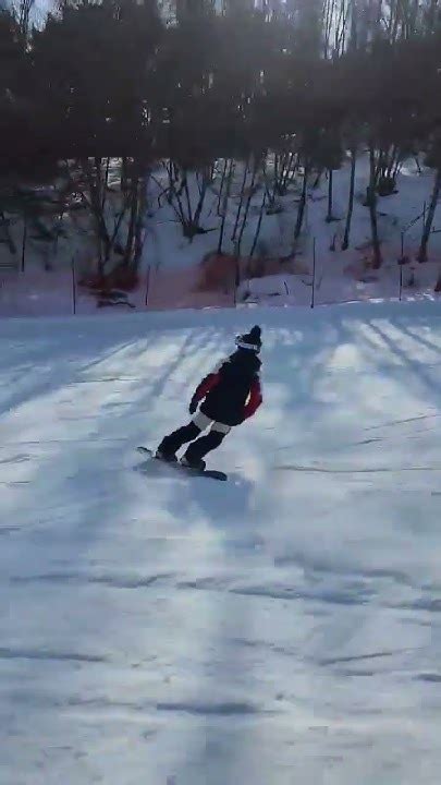 초딩스노우보드바람을가르며겨울스포츠 스노우보드에 푹 빠진 딸 스노우보드 초등학생스노우보드 겨울스포츠 웰리힐리 카빙 초딩꽃보더 Youtube