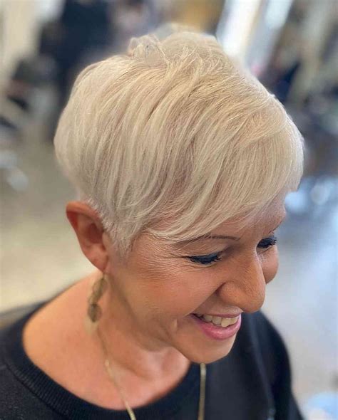 39 Most Stylish Pixie Haircuts For Women Over 60 Artofit